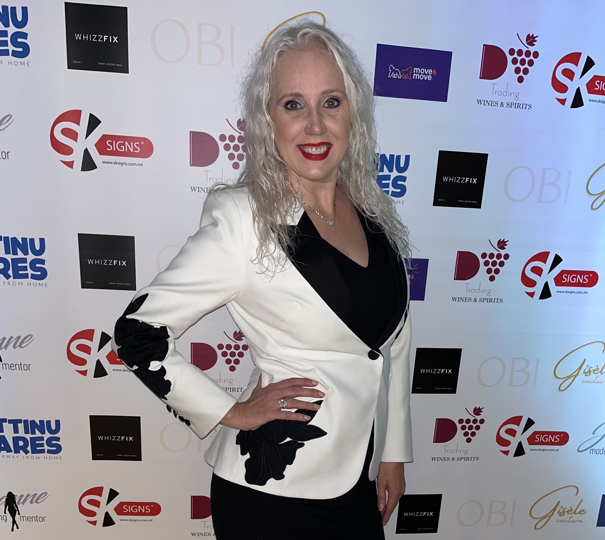 Momento Mori Awarded ALBUM OF THE YEAR 2024 MMI Awards » Chellcy Reitsma
